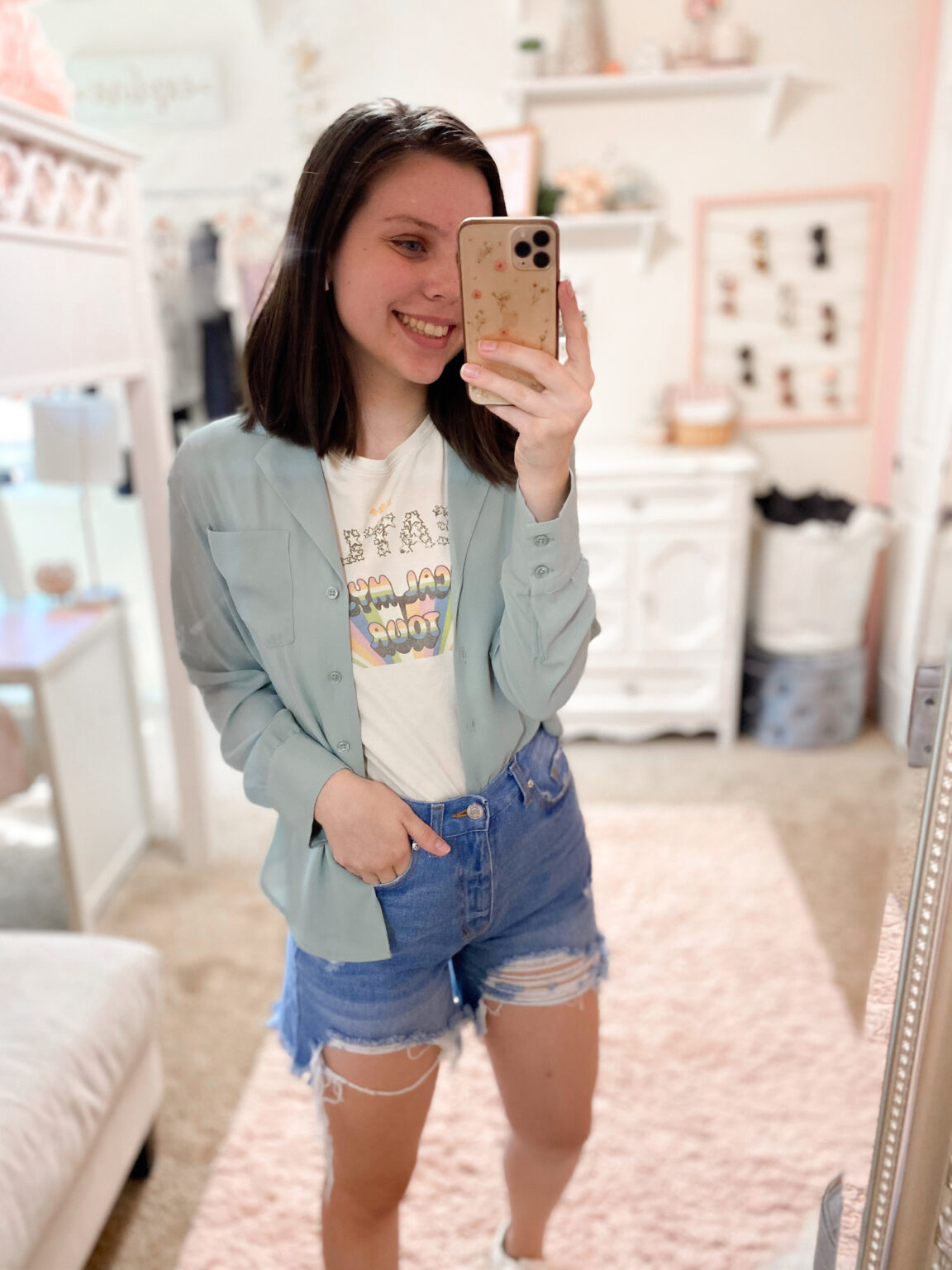 20+ Cute School Outfit Ideas (All Different Styles!)