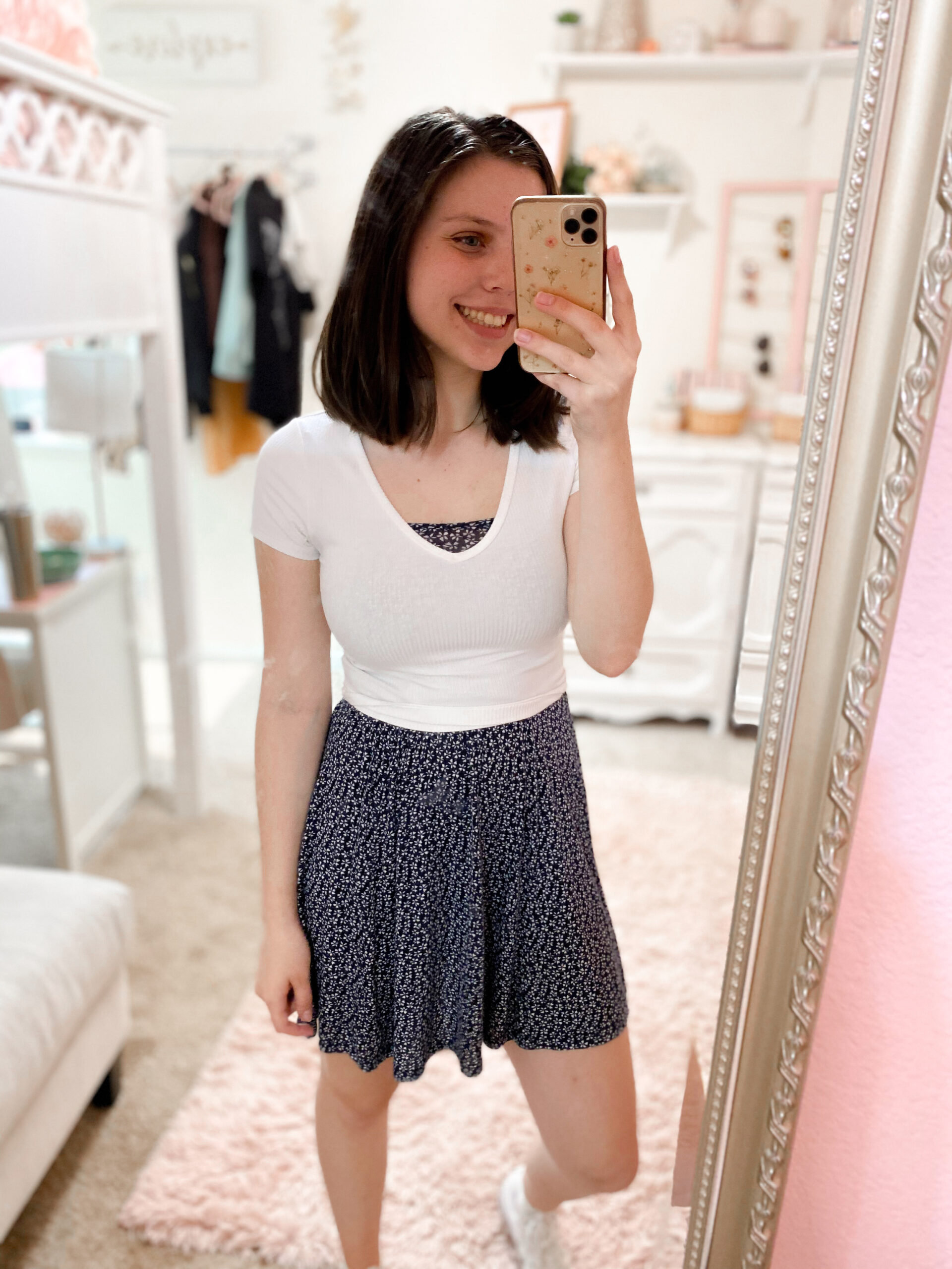 20+ Cute School Outfit Ideas (All Different Styles!)