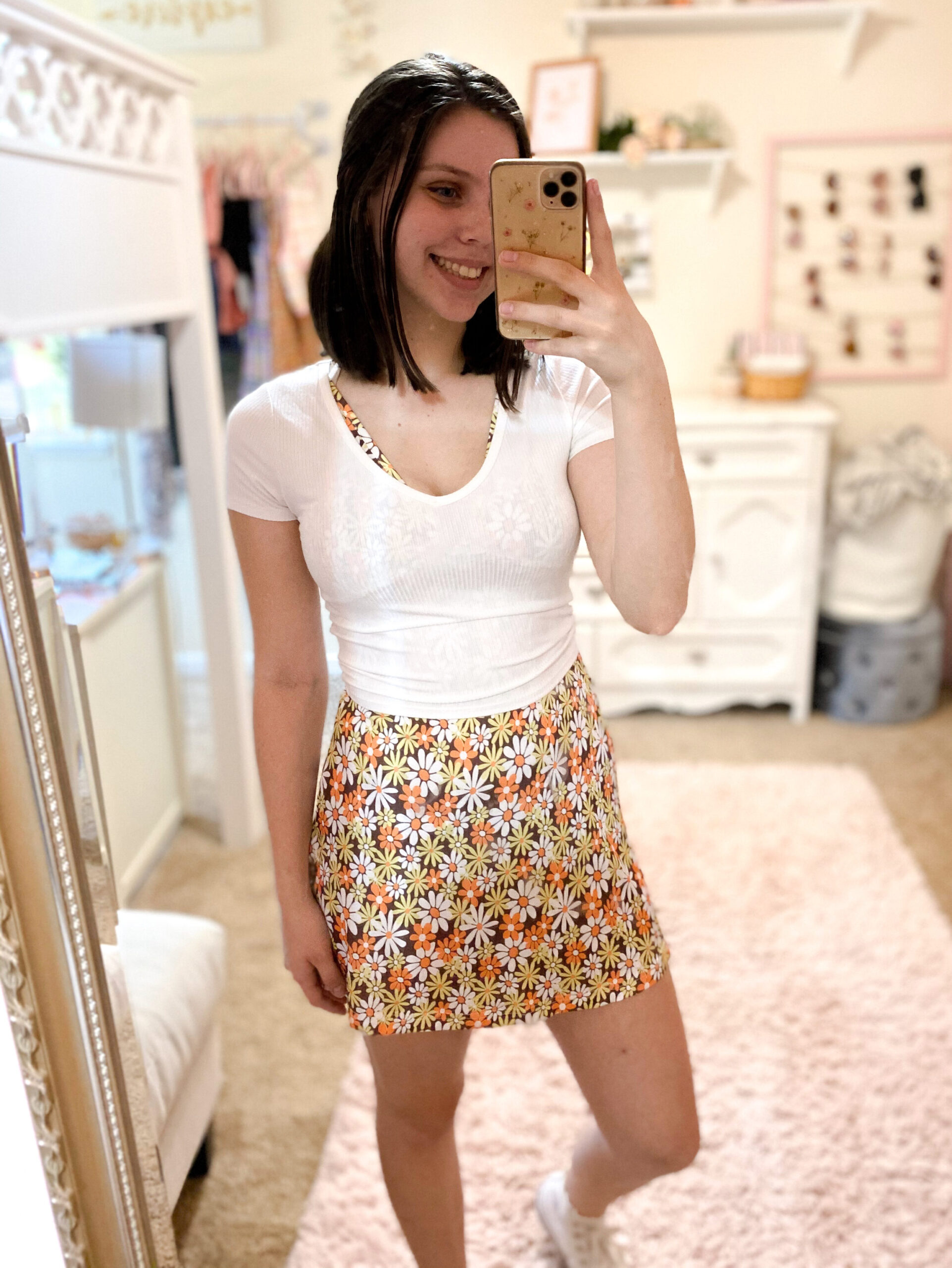 20+ Cute School Outfit Ideas (All Different Styles!)