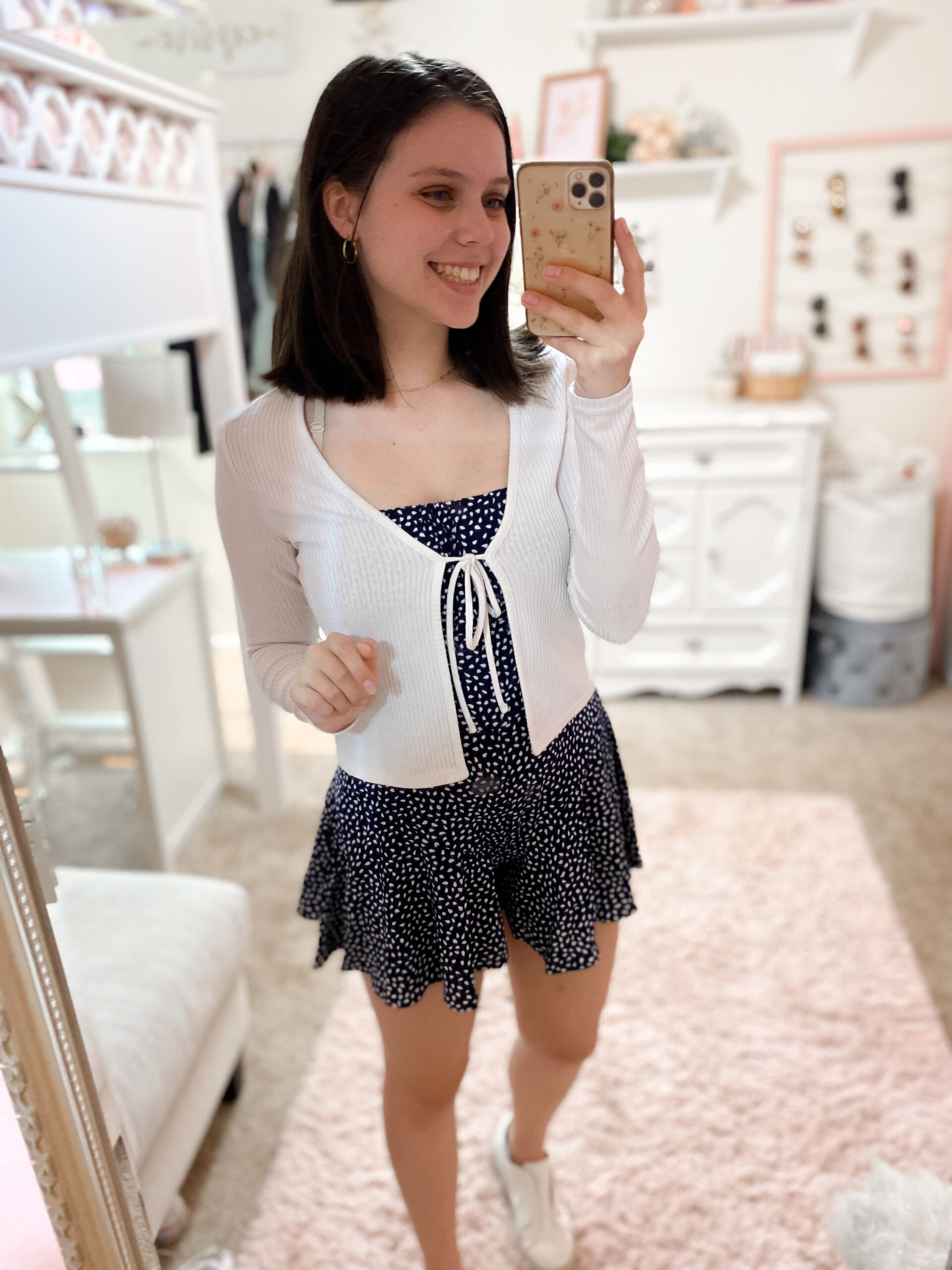 20+ Cute School Outfit Ideas (All Different Styles!)